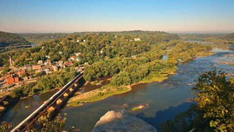 13 Appalachian Mountain Towns Where Old Ways and Modern Life Still Coexist