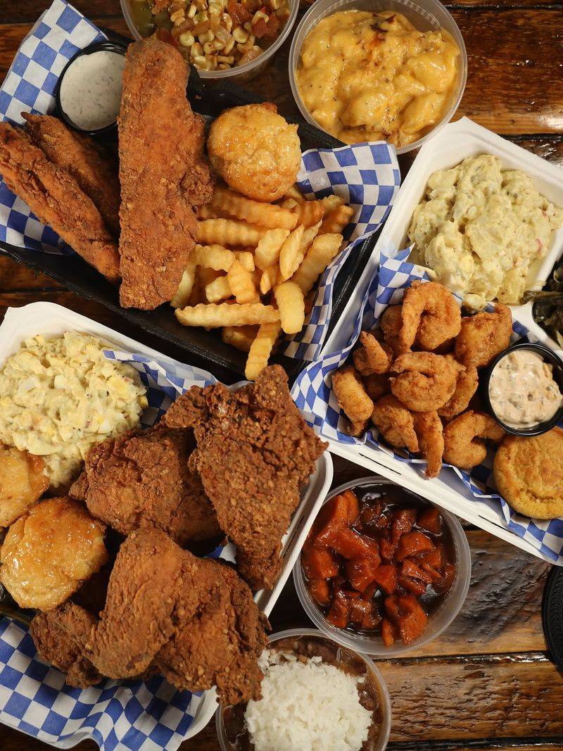 12 Arizona Restaurants Where the Fried Chicken Has Become a Quiet Local ...