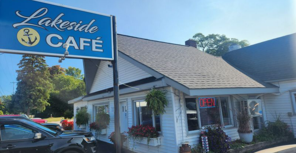 12 Michigan diners known for warm, classic lakeside homestyle breakfasts