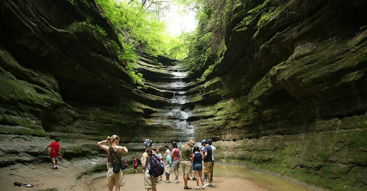 12 Midwestern Destinations That Look Better in Person Than in Photos