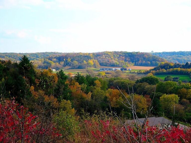 17 Popular U.S. Rural Regions Appreciated for Peaceful Living and Wide ...