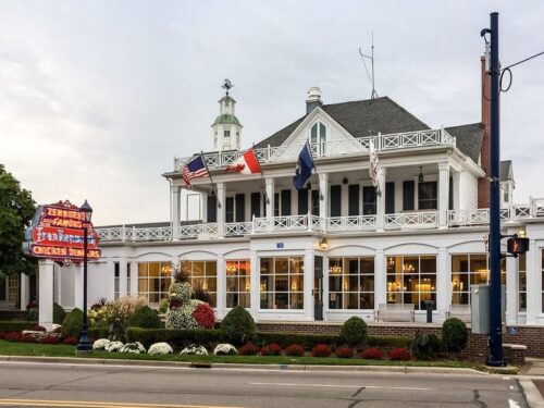 The most old-fashioned cafeteria-style restaurant in every state