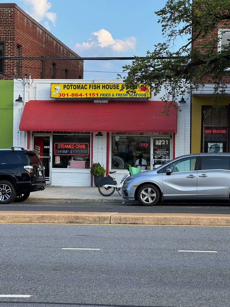 8 Maryland Family-Run Fish Fry Spots That Rarely Slow Down