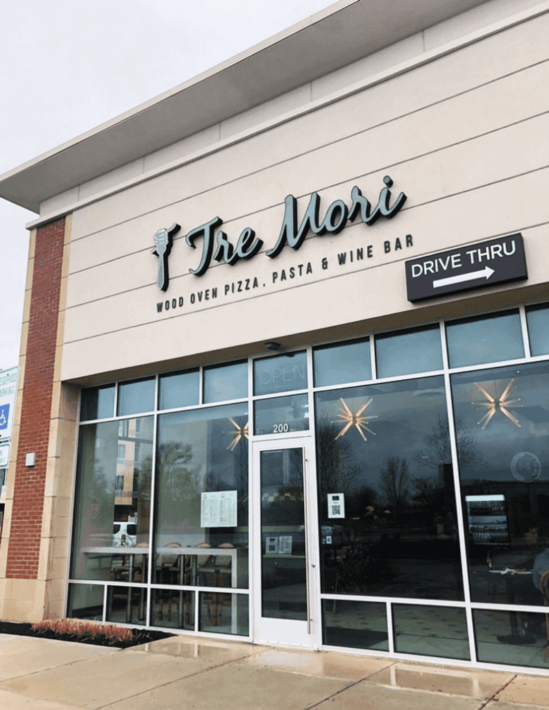 13 Unfussy Restaurants in Indiana Known for Pizza That Keeps People ...