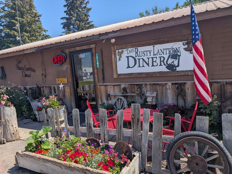 16 Idaho diners serving the comfort plates people order without ...