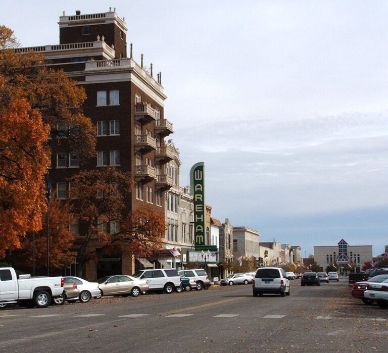 10 Kansas Main Streets I walked past on a frosty afternoon and hope to ...