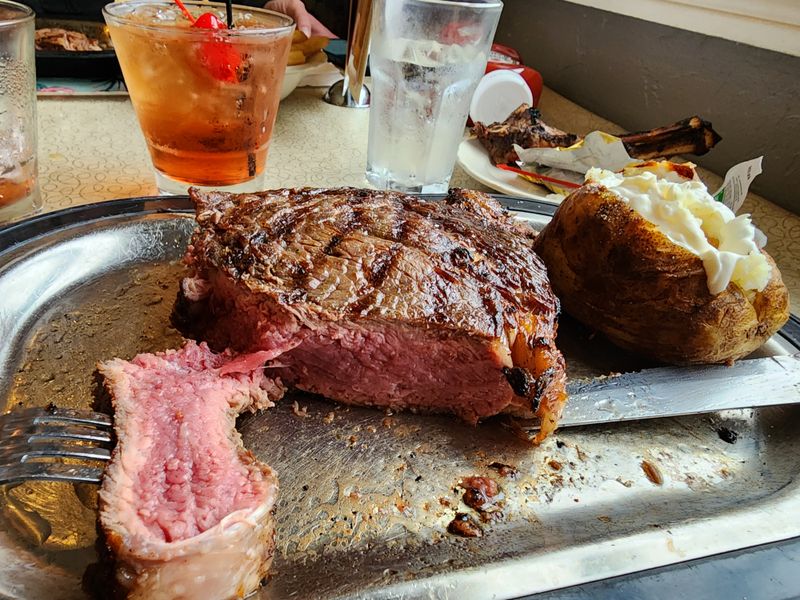 13 Wisconsin holiday buffets that families work into their December ...