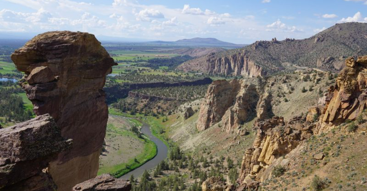 This lesser-known state park in Oregon feels completely different from ...