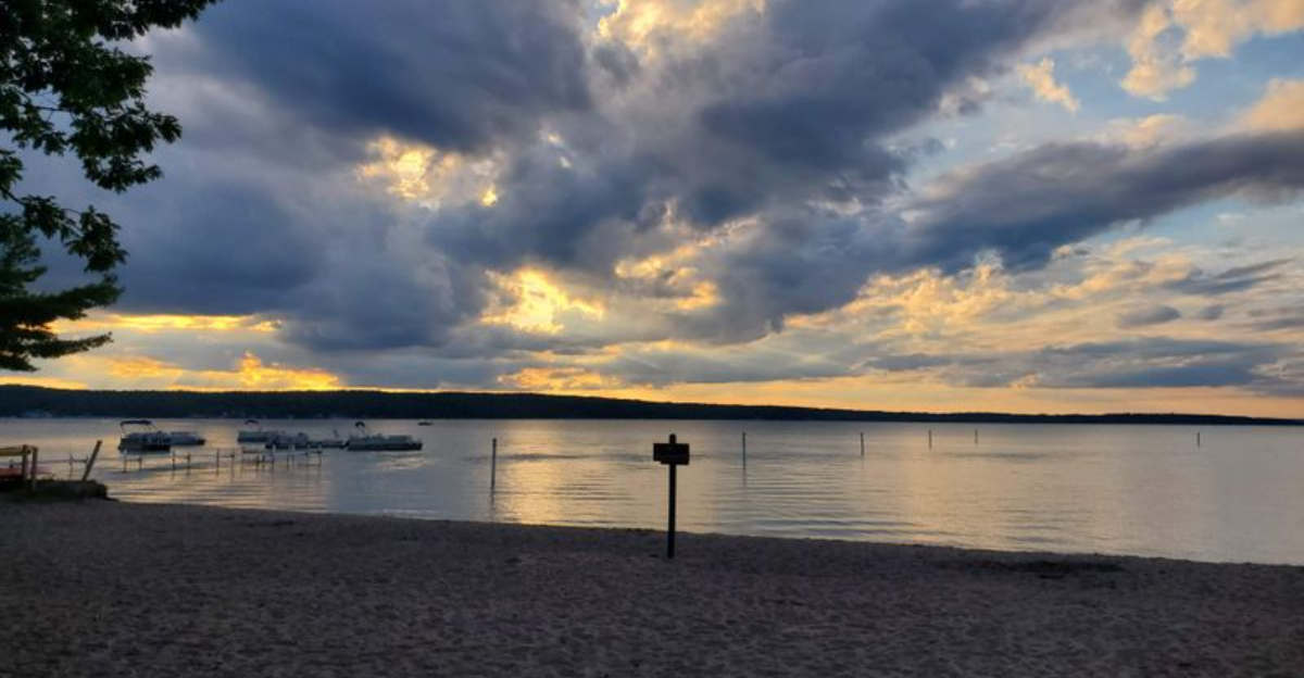 This little-known Michigan state park offers clear water and calm ...