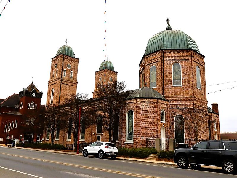 12 Louisiana towns people enjoy for mild winter day trips