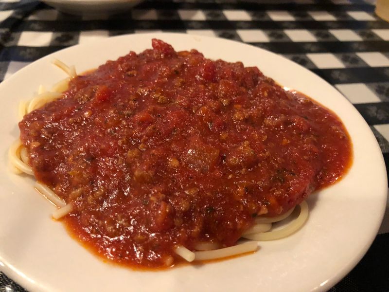 The spaghetti at this old-fashioned Massachusetts restaurant keeps ...