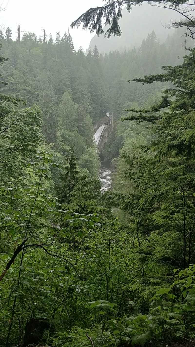 This Washington hike rewards you with some of the state’s most ...
