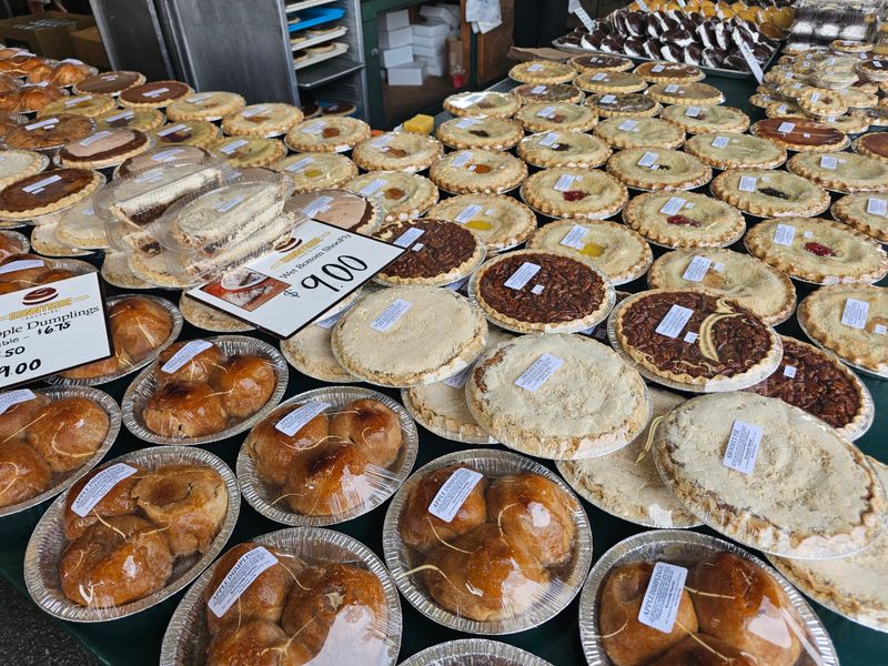 The Pennsylvania Dutch market where Amish vendors sell everything from ...