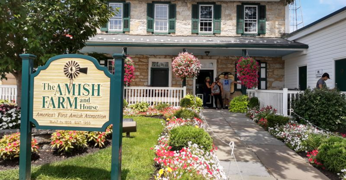 Explore America’s oldest Amish settlement where horse-drawn buggies ...