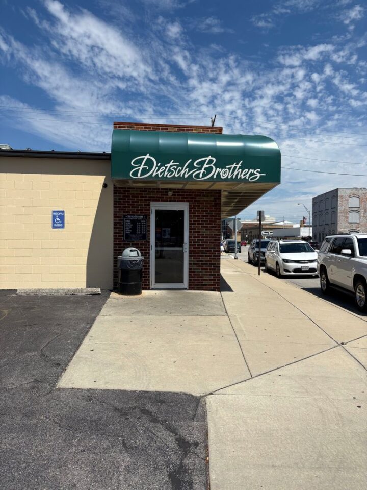 Four brothers started this Ohio bakery in 1937 and built one of America ...