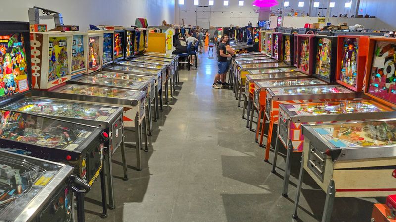 14 Vintage Arcades and Pinball Halls Still Operating in America