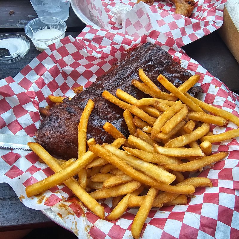 An old-fashioned restaurant in California known statewide for its tri ...