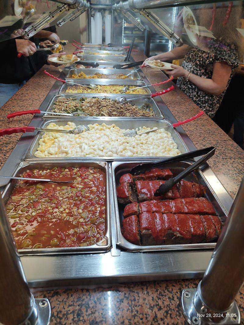 The buffet at this Alabama restaurant makes the road trip an easy decision