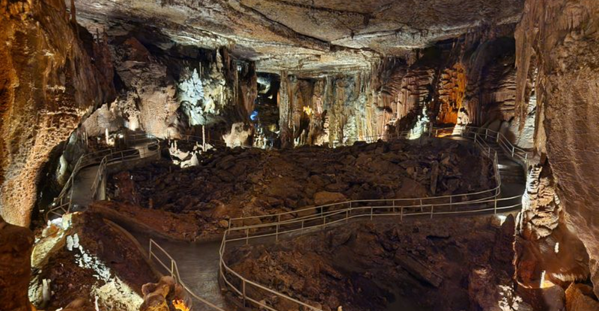 This Arkansas cave remains one of the state’s most overlooked natural ...