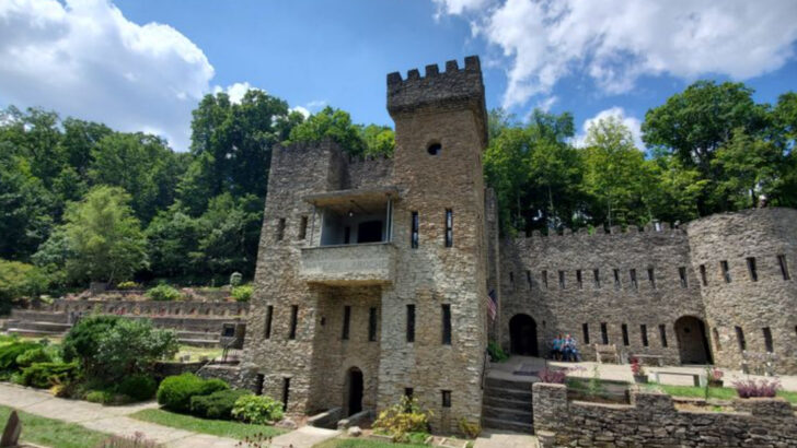 This Hand-Built Castle in Ohio Is One of the Most Unexpected Landmarks ...