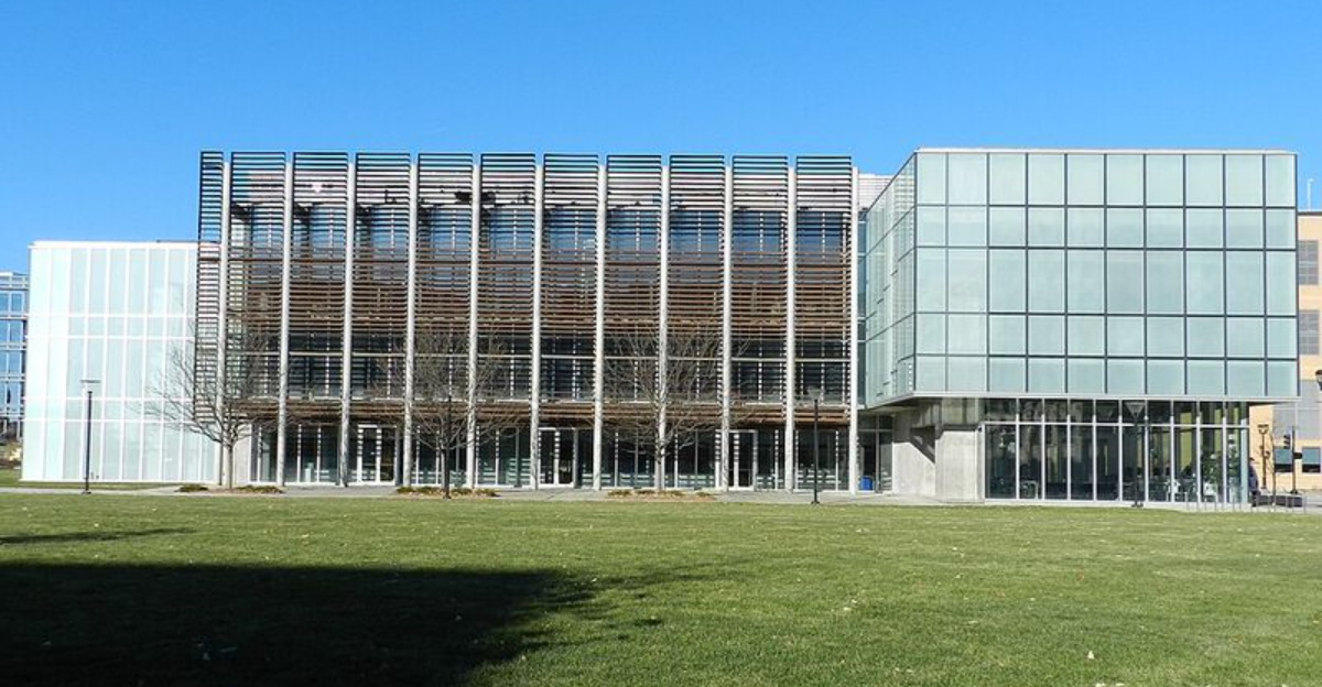 This Iowa City Offers a Comfortable Retirement Without Big-City Costs