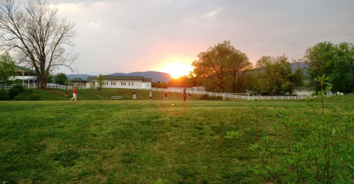 This dreamy mountain town in Virginia is made for easy, stress-free day ...