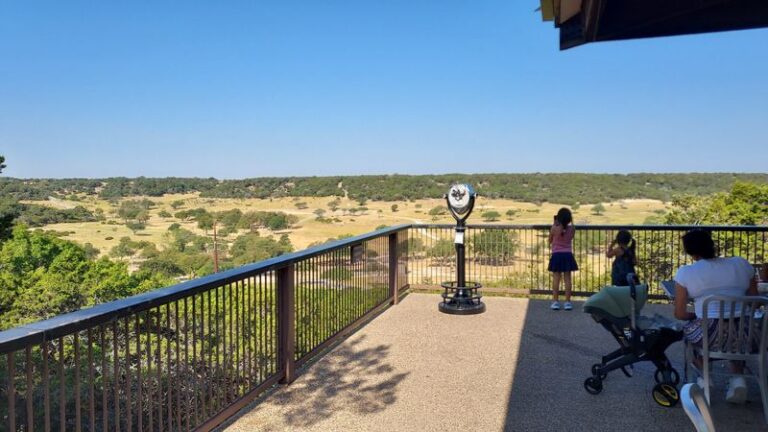 People don’t rush meals at this Texas café once they see the view