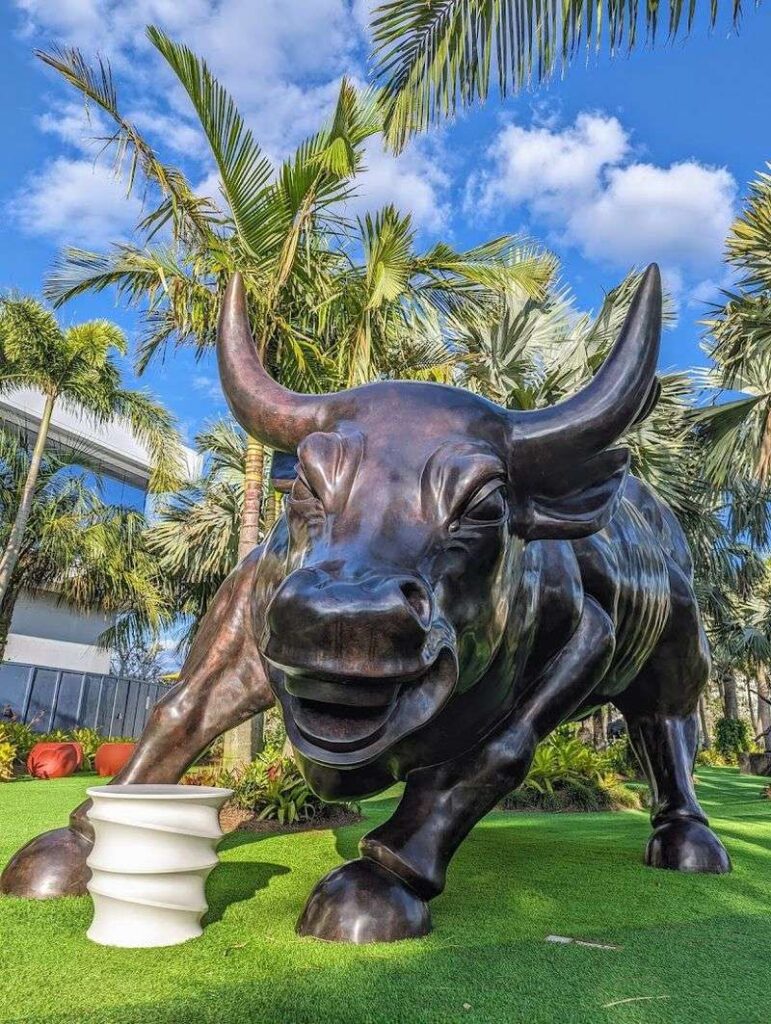 Nearly 300 Hand-Selected Palm Trees and World-Class Sculptures Fill ...
