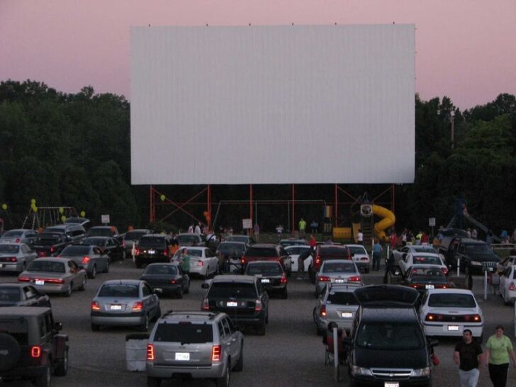 10 Ohio Drive-In Movie Theaters That Make Going To The Movies Feel Fun ...