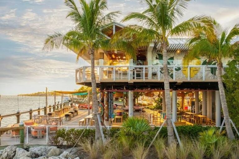 11 Tiki Bars in the Florida Keys That Feel Like the Ultimate Island ...