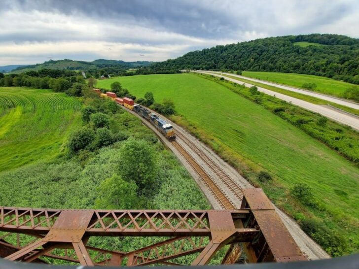 A 1,908-Foot Viaduct in Pennsylvania Gives Rail Trail Riders One of the ...