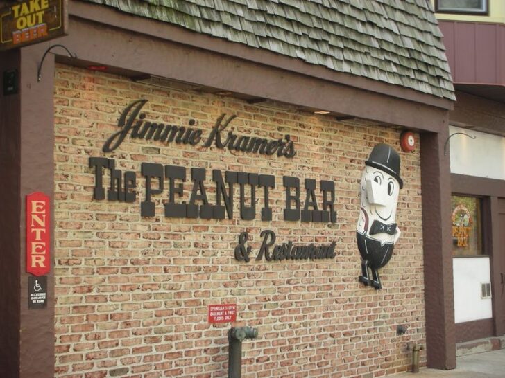 This Old-School Pennsylvania Bar Is Famous for Free Peanuts and ...