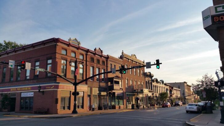 Small Ohio Town Is The Largest Amish Community in the World