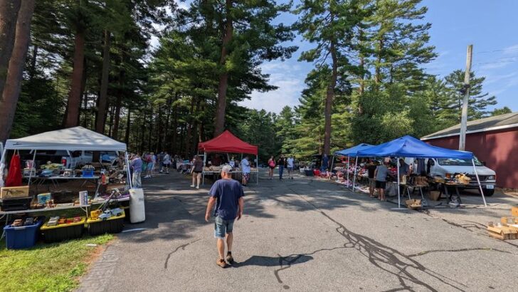 10 Biggest Flea Markets In Massachusetts Filled With Rare Finds And ...