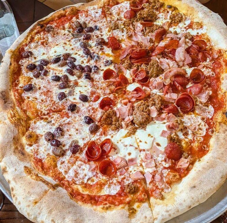 Pizza Spots In Florida Go Far Beyond Tourist Expectations