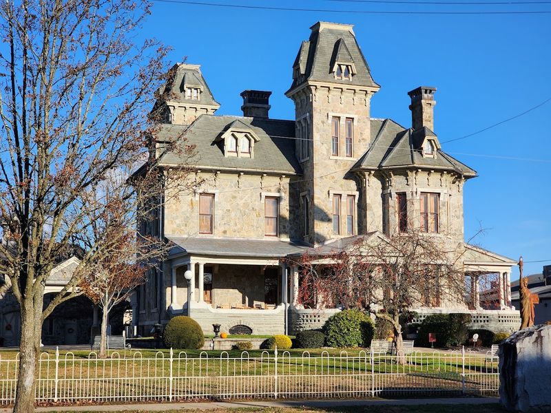 A Look at Jackson Mansion's Role in Pennsylvania River Town History