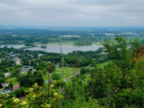 There Are 10 Wisconsin and Minnesota Driftless-Area Towns Where ...